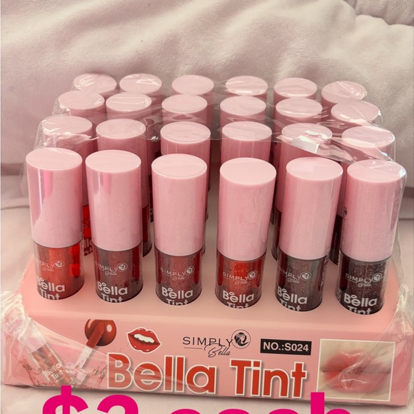 Makeup | Simply Bella Bella Tint Lip Gloss Set | Poshmark